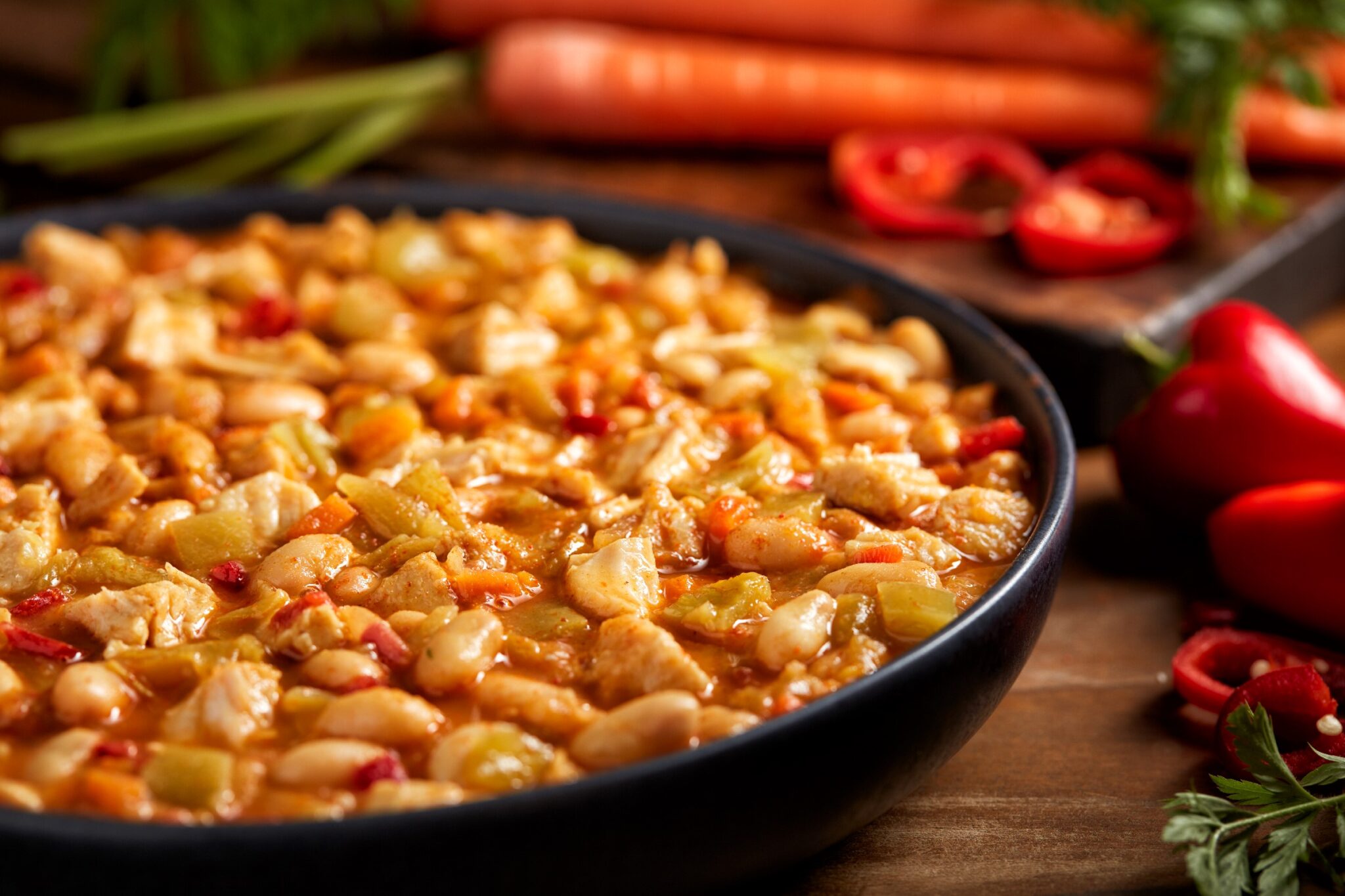 Brickman's White Chicken Chili with Beans Soup - Gordon Food Service